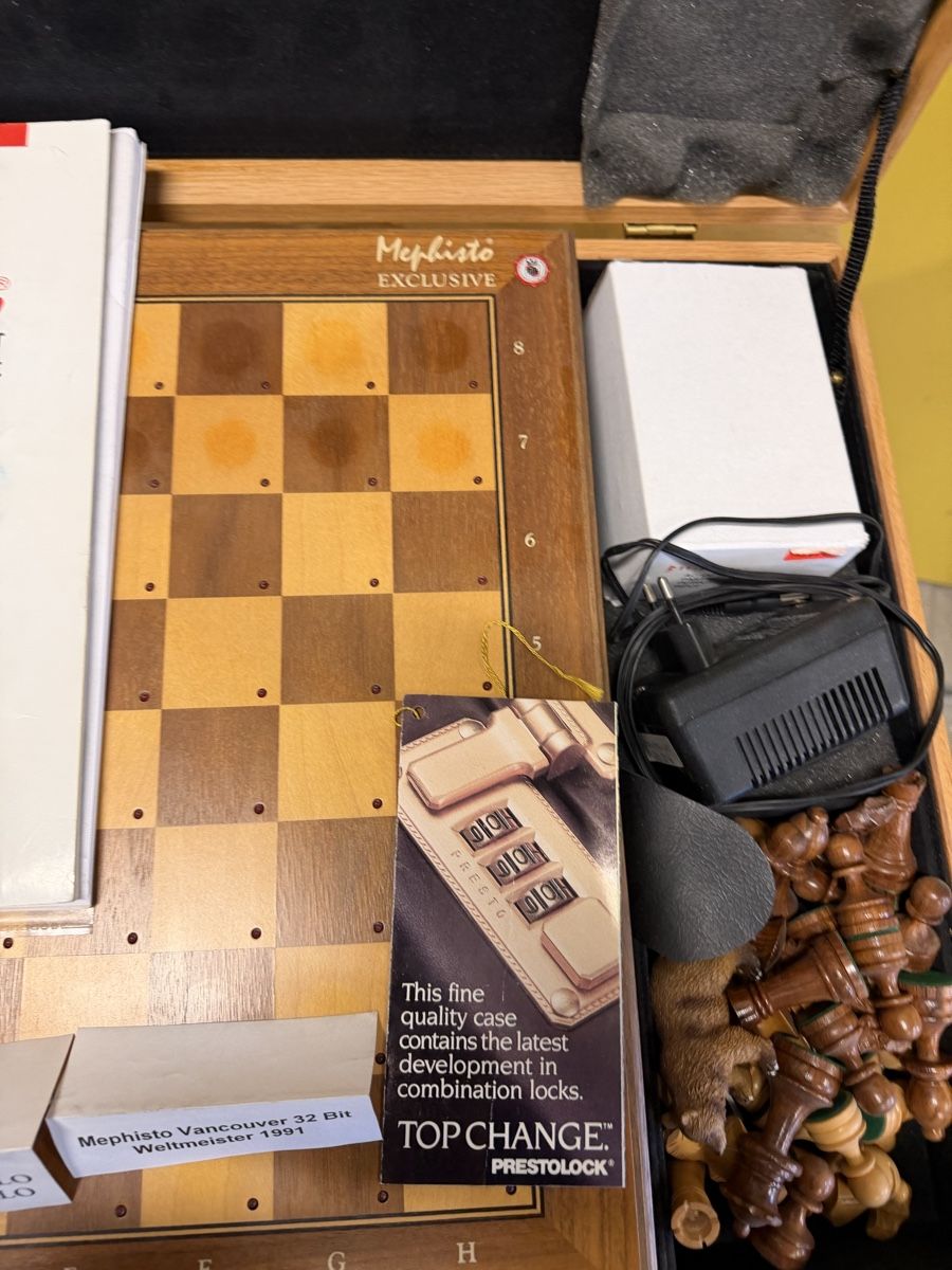 Mephisto Schachcomputer Vancouver 32 Bit Weltmeister 1991 (Gebraucht ...