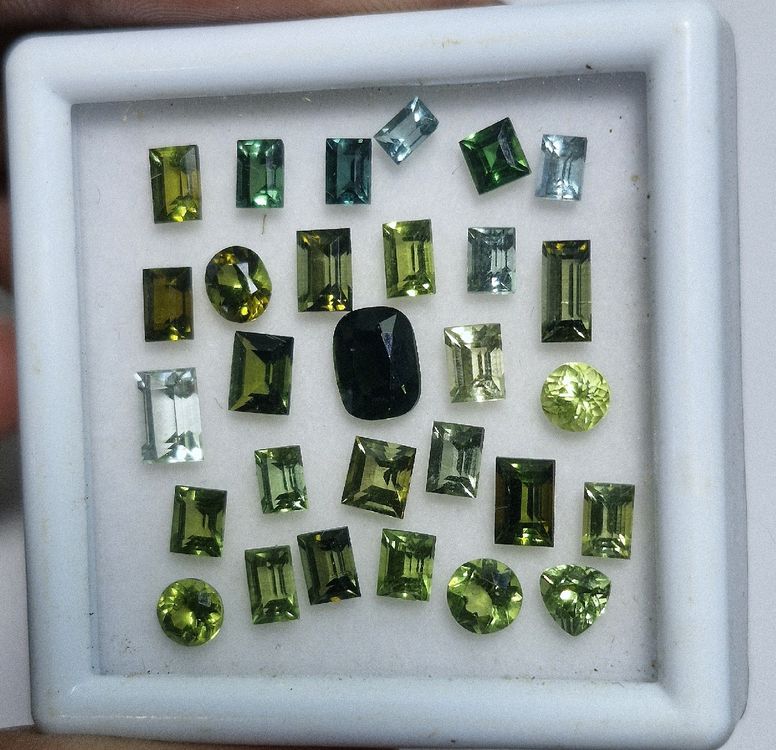 Turmalin Lot 29stk. 7.8ct. (Neu und originalverpackt) in Hinwil für CHF ...