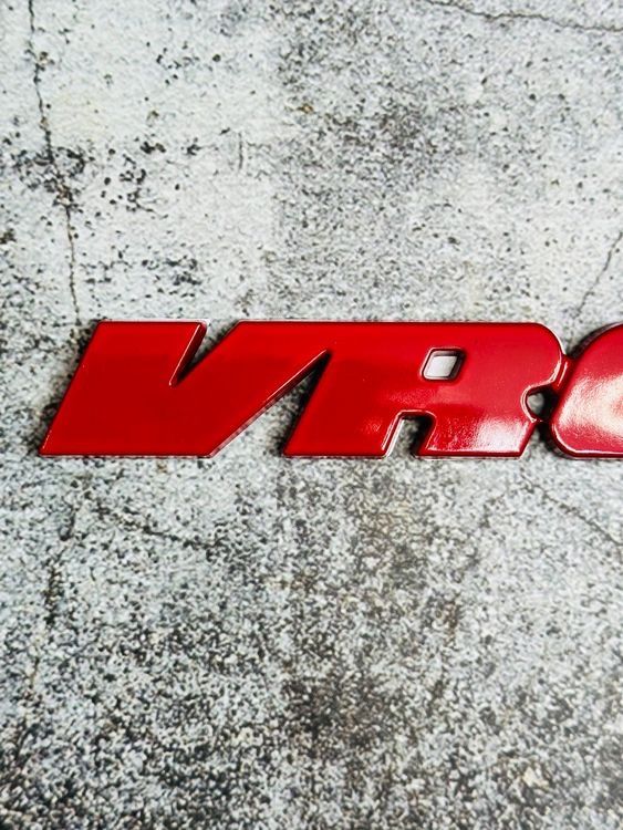 VW VR6 Emblem Schriftzug Logo aus Metall NEU Rotmatt | Kaufen auf Ricardo