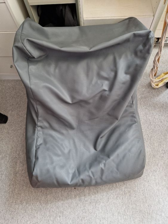 Sitzsack grau in Sesselform Leder Optik SWISS MADE (Gebraucht) in für ...
