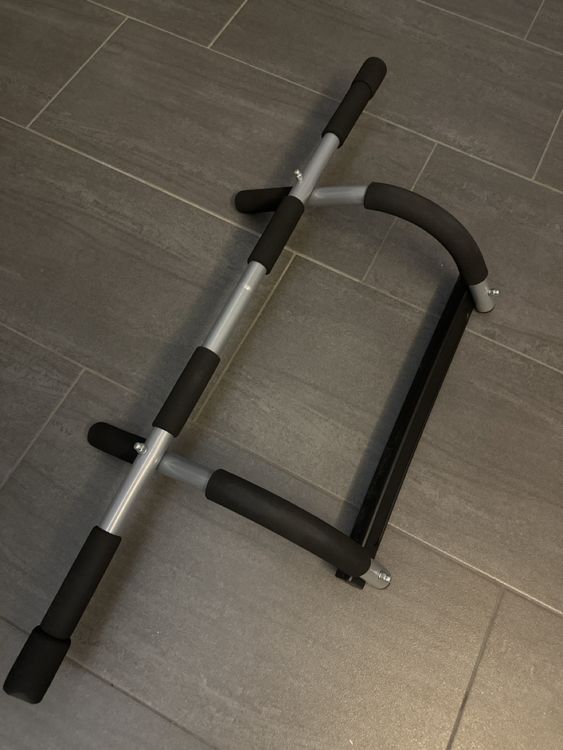 Klimmzugstange (Gebraucht) in Fislisbach für CHF 10 – mit Lieferung auf ...