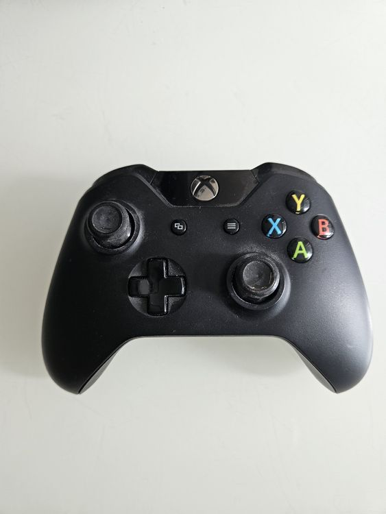 Used Xbox One Controller - ohne Akku (Gebraucht) in Sarnen für CHF 10 ...