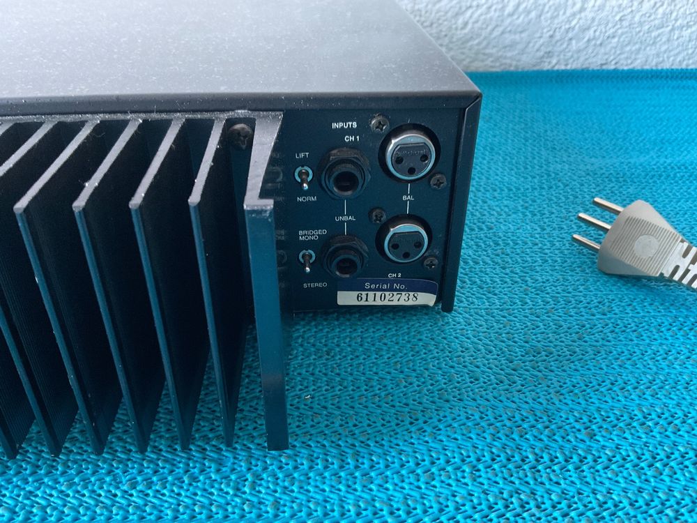Interm MA- 320 Professional Power Amplifier (Gebraucht) in für CHF 18 – mit Lieferung auf ...