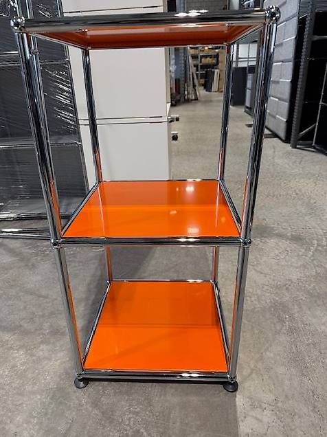 USM kleines Regal/Beistelltisch orange, Ausstellungsmodel | Kaufen auf ...