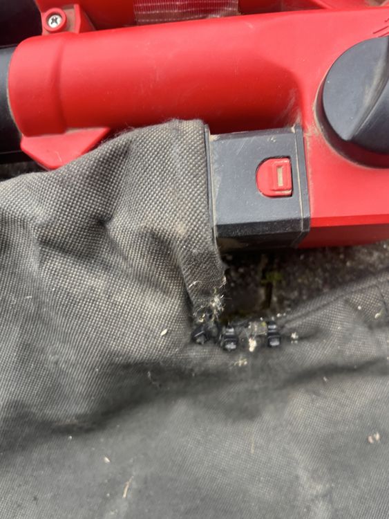 Einhell Akku-Laubsauger/-bläser GE-CL 36 Li E / 2x Ladegerät (Gebraucht ...