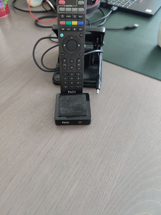 IPTV Box inkl. Adapter (Gebraucht) in Kollbrunn für CHF 5 – mit ...