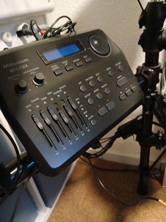 Millenium MPS-750X E-Drum Set - Super Sound! (Gebraucht) in Emmenbrücke ...