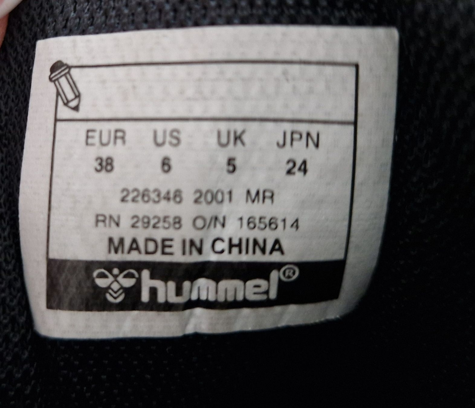 Hallenturnschuh Hummel💙 Gr38 (Gebraucht) in Rupperswil für CHF 5 – mit ...