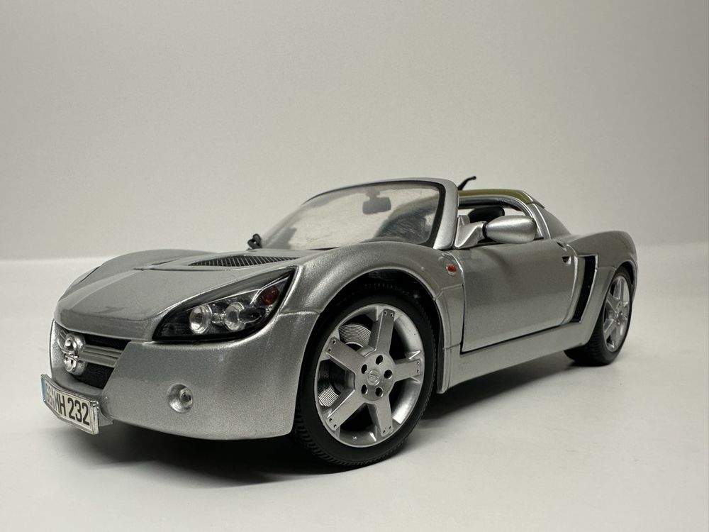 Opel Speedster 1:18, silber, Maisto (Gebraucht) in Zofingen für CHF 29 ...