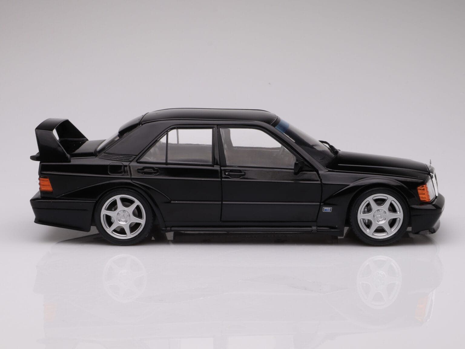 Mercedes-Benz 190E (W201) Evo II – 1990, black Solido 1:18 (Neu und ...