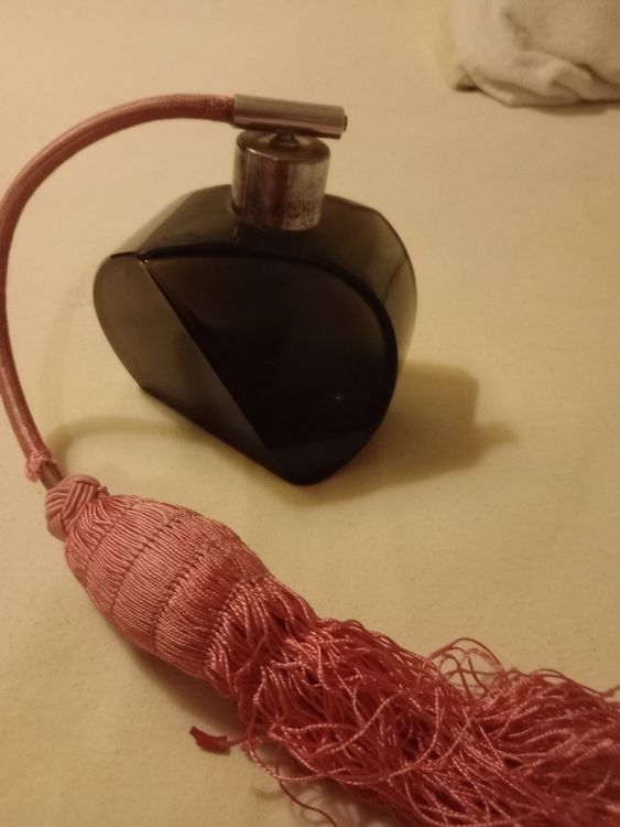 Vintage Parfum Flakon mit Quaste, schwere Qualität (Gebraucht) in ...