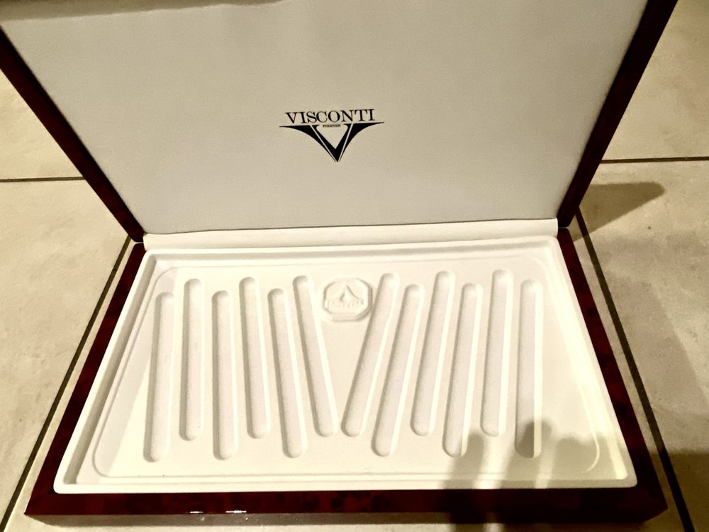Box stylo plumes Visconti (Neu (gemäss Beschreibung)) in Colombier NE ...