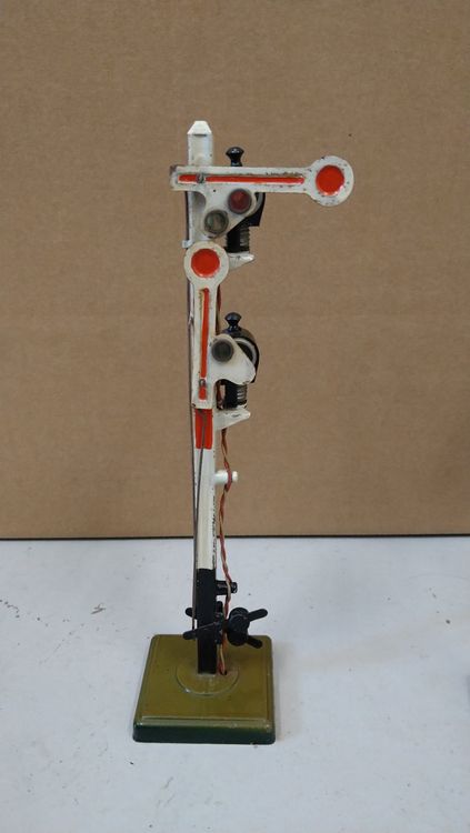 Signale, Laternen und Gleise Spur 0 | Kaufen auf Ricardo