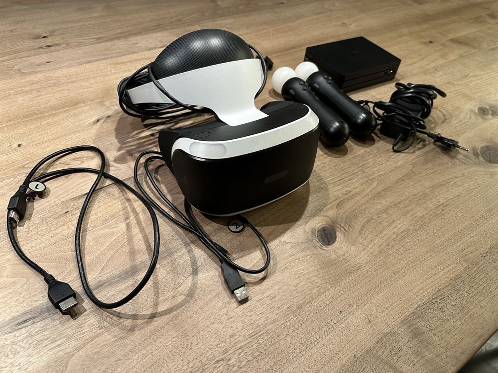 Sony Playstation VR Brille + 2x Move Motion Control (Gebraucht) in Gränichen für CHF 150 – mit ...