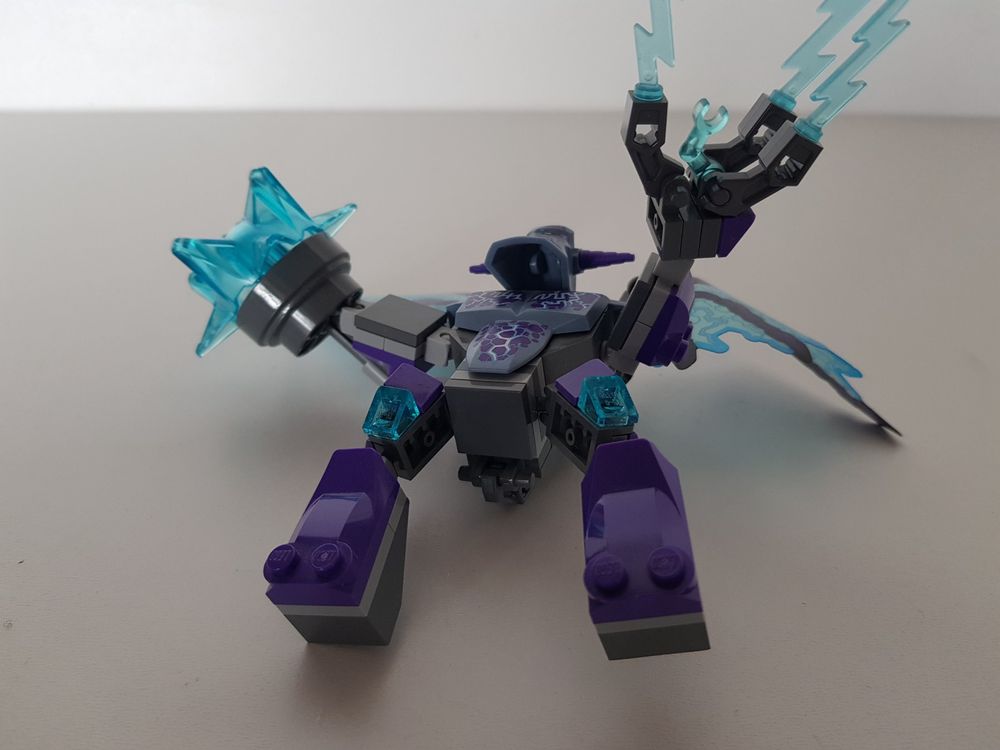 Lego Clay's Falcon Fighter Blaster | NEXO KNIGHTS (Figur) (Gebraucht ...