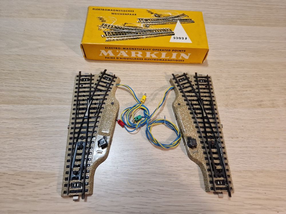 Märklin 5202 Weichenpaar M H0 (3) (Gebraucht) in St-Aubin-Sauges für ...