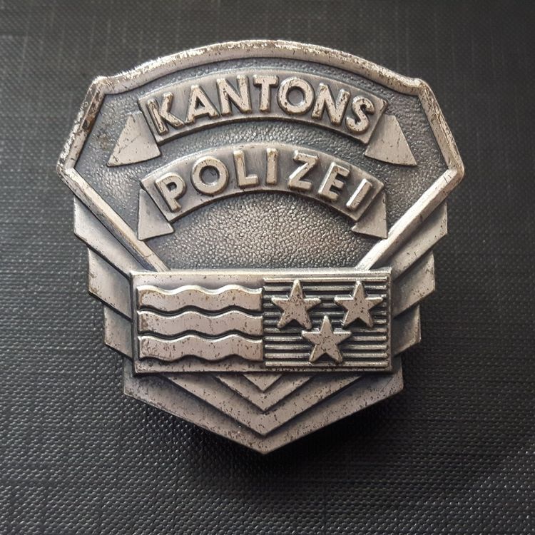 Kappenabzeichen: KANTONS-POLIZEI AARGAU (Gebraucht) in Zürich für CHF 25 – mit Lieferung auf ...