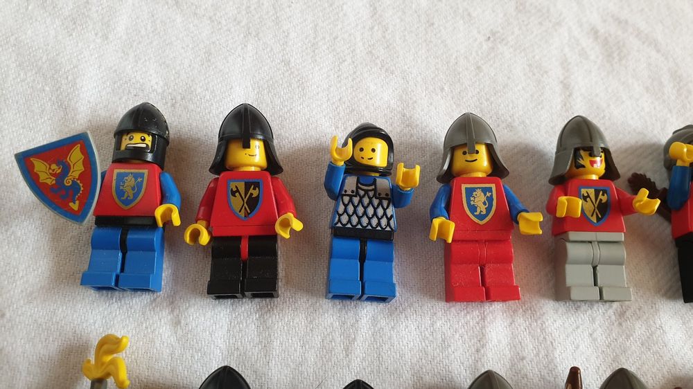 30 LEGO Ritter Piraten Ritterfiguren Castle System 80er 90er (Gebraucht ...