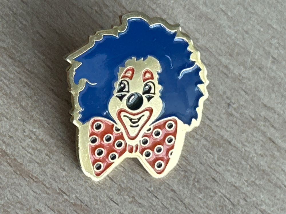 Pin Clown | Kaufen auf Ricardo