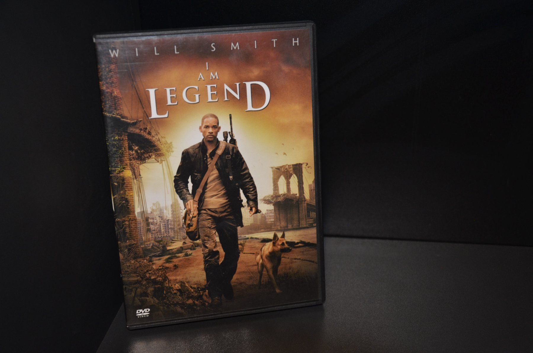 DVD - I am Legend - Versand A-Post nur CHF 2.50! (Gebraucht) in ...