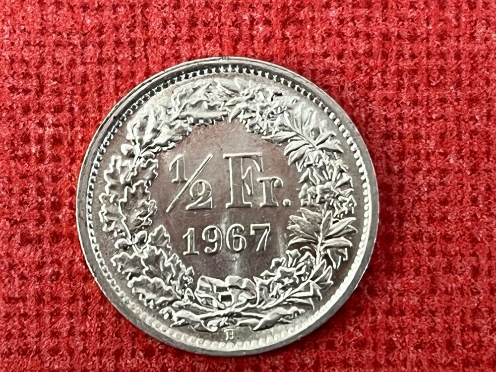 1/2 Franken 1967 Silber TOP (Gebraucht) in Ormalingen für CHF 1.2 – mit Lieferung auf Ricardo kaufen