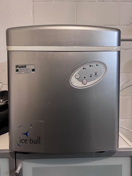 Eiswürfelmaschine ice Bull Fust Gastro professional (Gebraucht) in Gipf ...