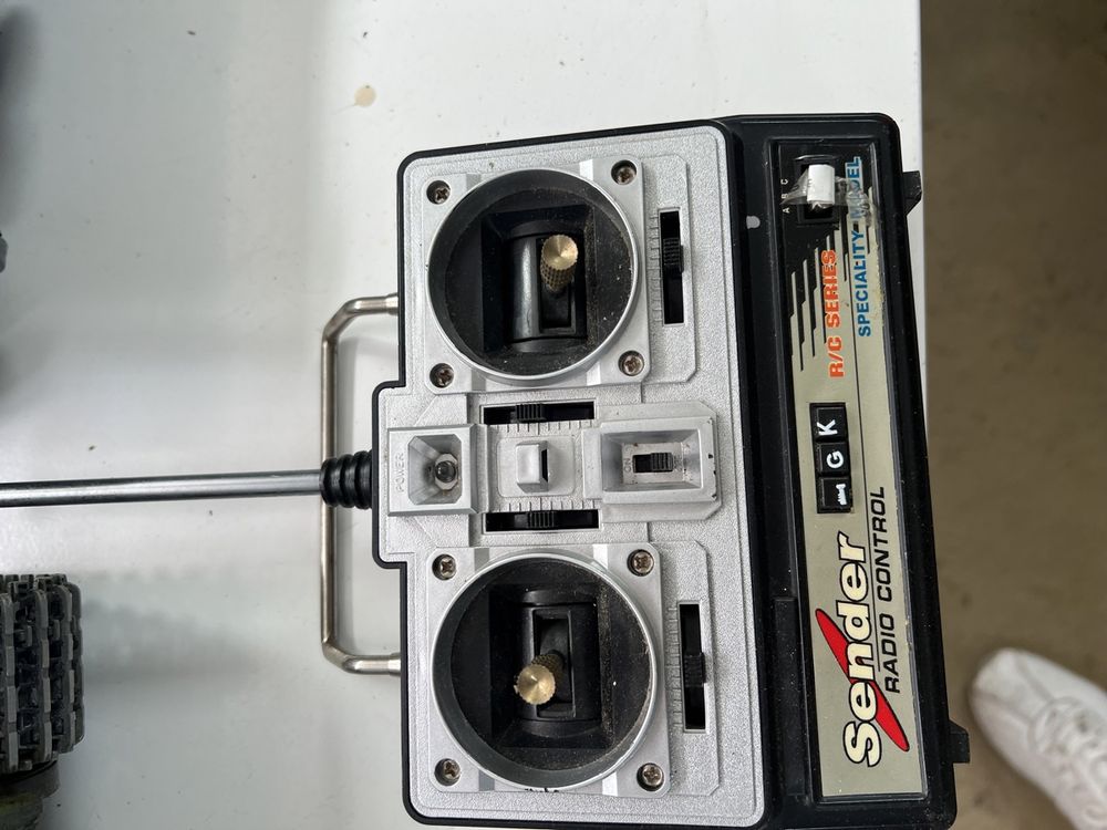 Model panzer toro (Defekt) in Wettingen für CHF 80 – mit Lieferung auf ...