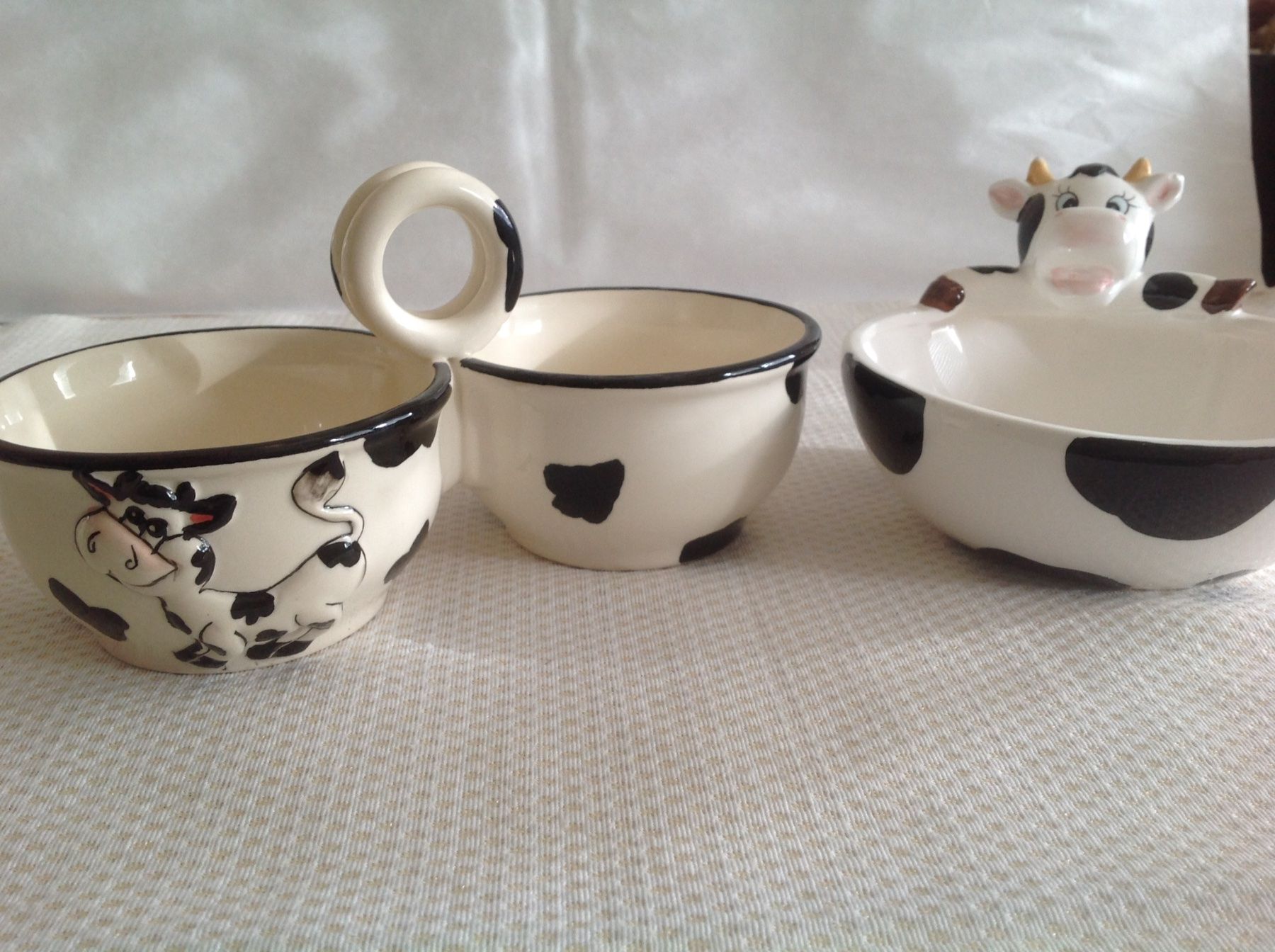 Bols avec décors de vache (D'occasion) à Sion pour CHF 8 – avec ...