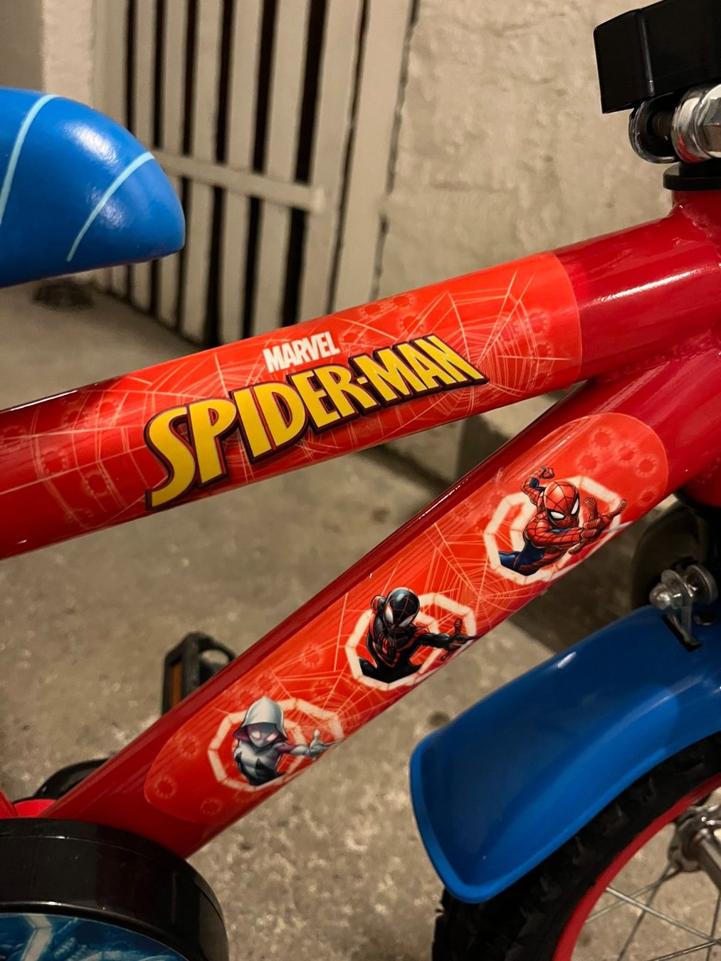 Vélo enfant Spider-Man – Très bon état (D'occasion) à Genève pour CHF ...