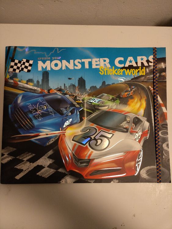 Monster Cars Stickeralbum für coole Jungs! (Neu und originalverpackt ...