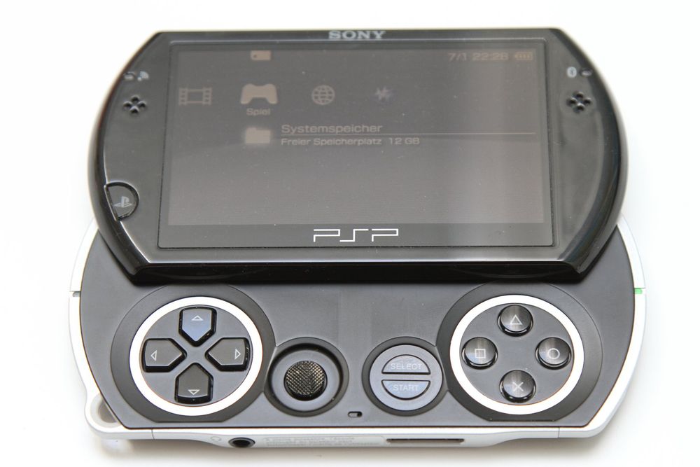 Sony PSP Go (Gebraucht) in Basel für CHF 99 – mit Lieferung auf Ricardo kaufen
