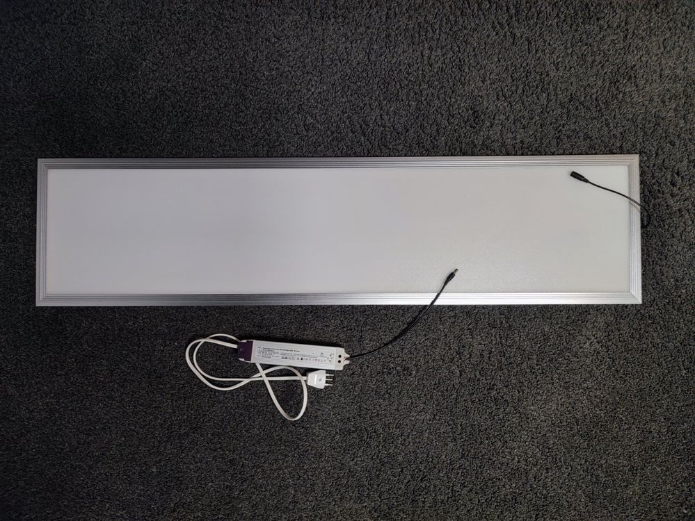 LED Panel 120cm x 30cm (Gebraucht) in Worblaufen für CHF 1 – nur ...