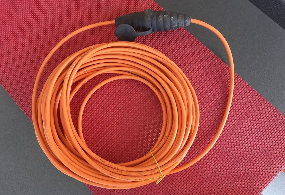 25m Verlängerungskabel 230V mit Stecker (Gebraucht) in Rothenburg für ...