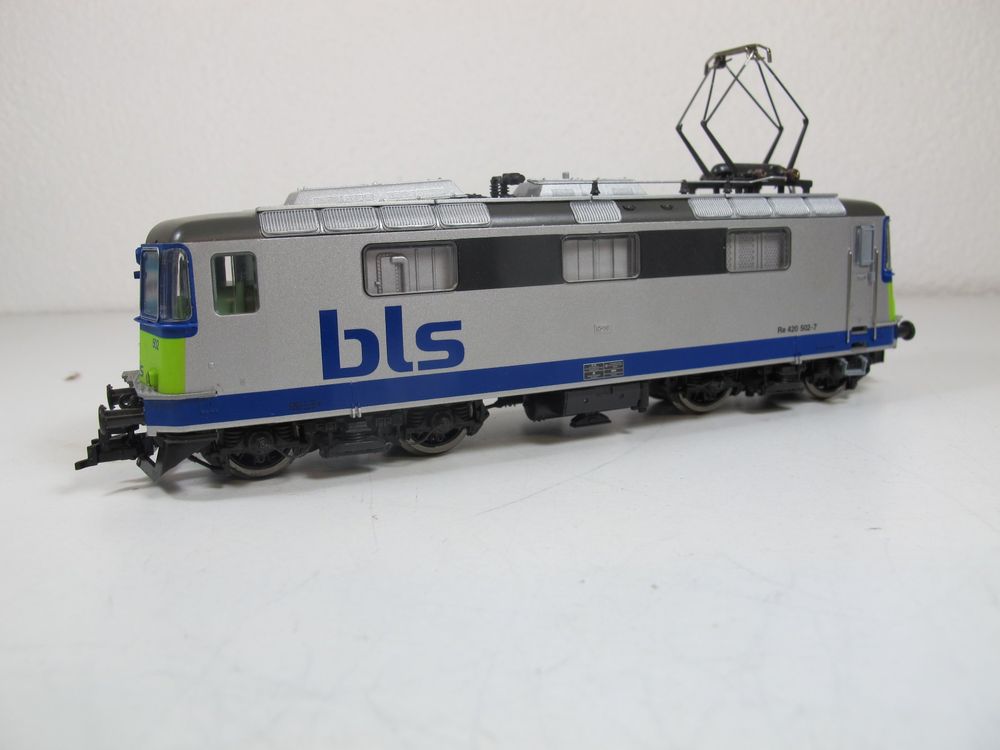 ROCO: Lokomotive Re 420 BLS, Defekt (Defekt) in für CHF 164 – mit ...