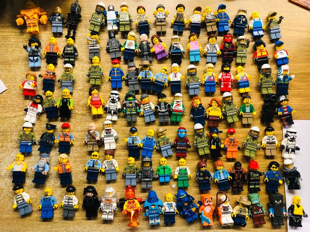 Lotto 105 Mini Figures Lego (Usato) a Giubiasco per CHF 80 – con ...