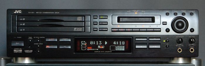 JVC XU-301BK CD Wechsler mit MD, Highend-Gerät (Gebraucht) in Trimbach für CHF 179 – mit ...