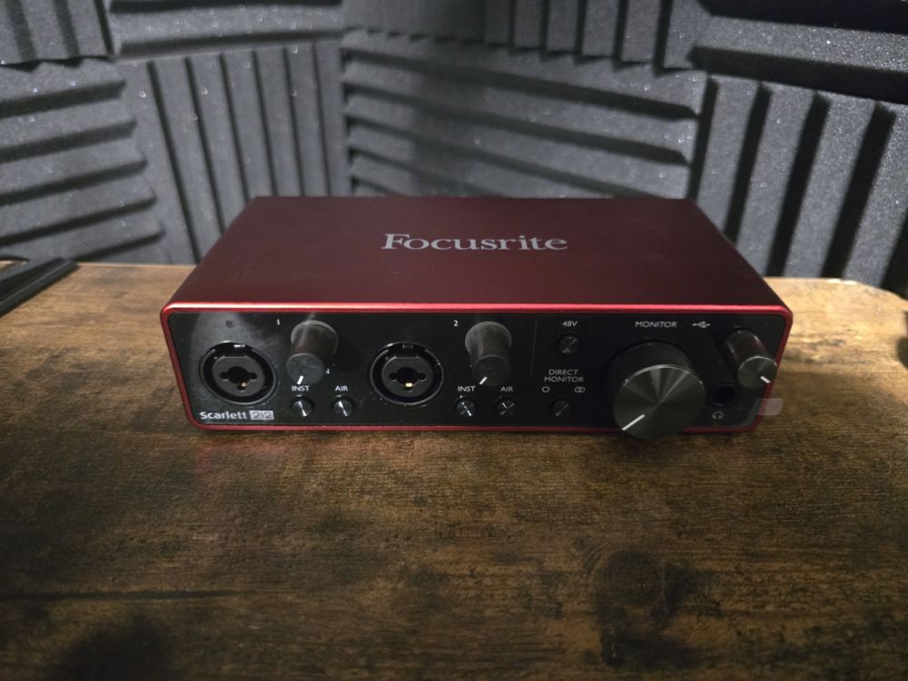 Focusrite Scarlett 2i2 Audio Interface Top Zustand | Kaufen auf Ricardo
