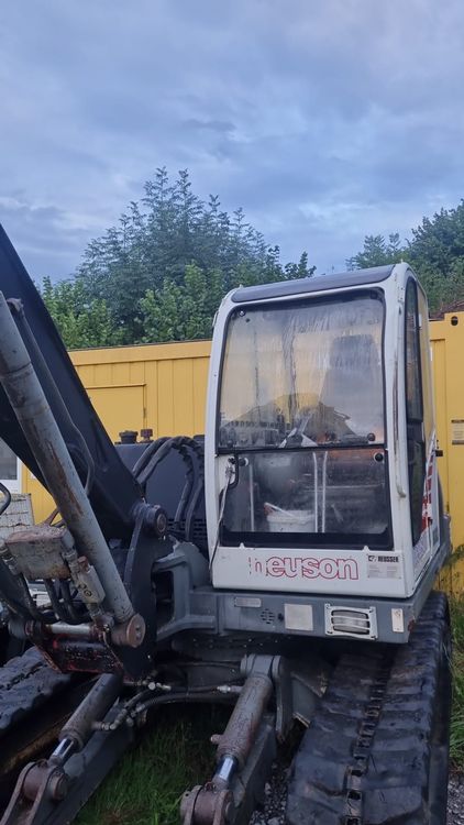 Bagger Neuson 8002 mit Partikelfilter und Powertilt (Gebraucht) in ...