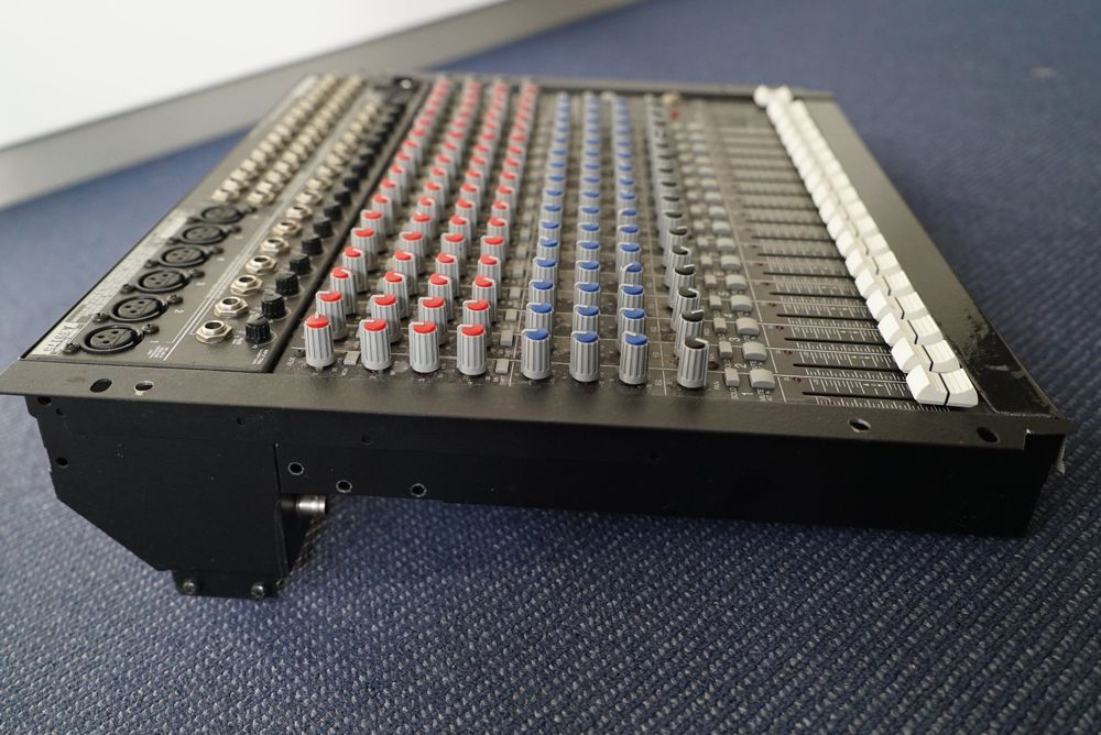 Mackie Designs CR1604 , analoges Mischpult der Klassiker | Kaufen auf ...