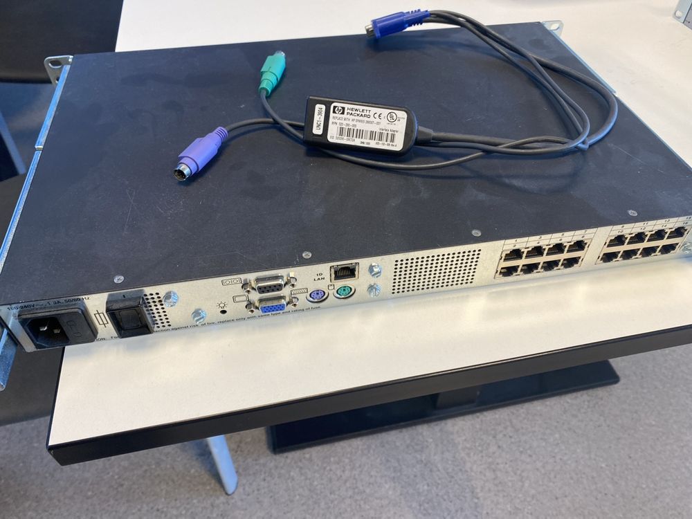HP KVM Switch 16-Port for Server Management (Gebraucht) in Meilen für ...