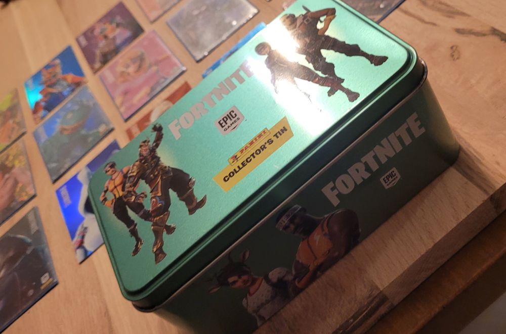 Fortnite Box bespielte Karten (Defekt) in Niederlenz für CHF 11 – mit ...