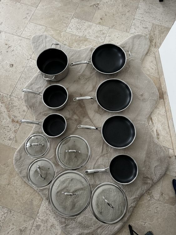 Hexclad Pfannen- und Kochtopfset 12 teilig (Gebraucht) in Unterendingen für CHF 650 – nur ...