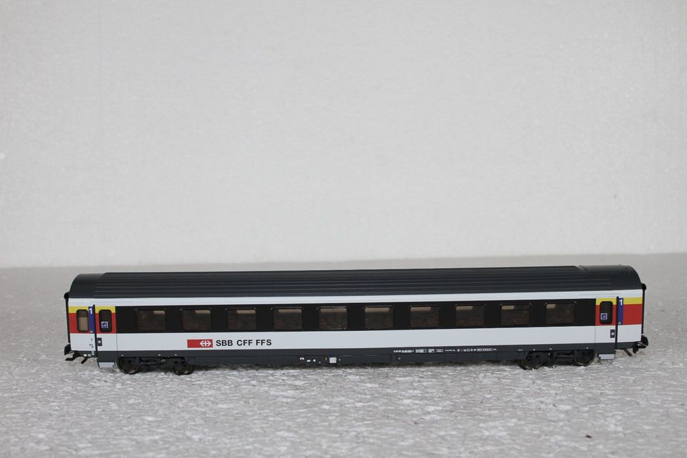 Märklin 42155 SBB Schnellzugwagen Typ EW IV 1.Kl. Intercity (Neu (gemäss Beschreibung)) in ...