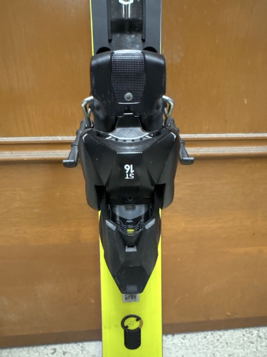 Head e-Race Pro Ski, 170 cm (Gebraucht) in Zürich für CHF 370 – nur ...