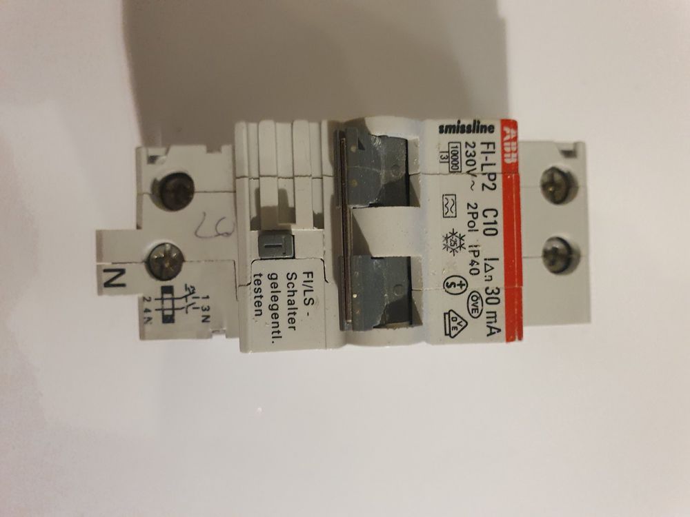 Fi-LS C10A 30mA ABB Smissline (Gebraucht) in Ulmiz für CHF 5 – mit ...