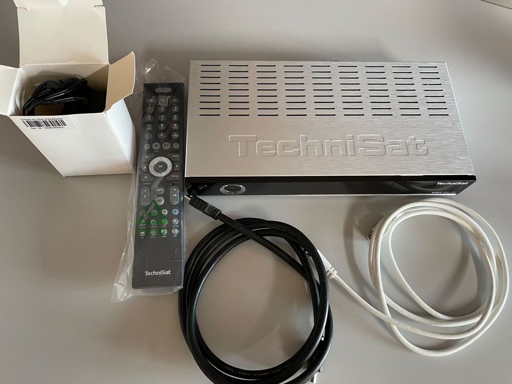 Technisat DIGIT ISIO S2 - HDTV-Sat-Receiver mit TWIN Tuner (Gebraucht ...