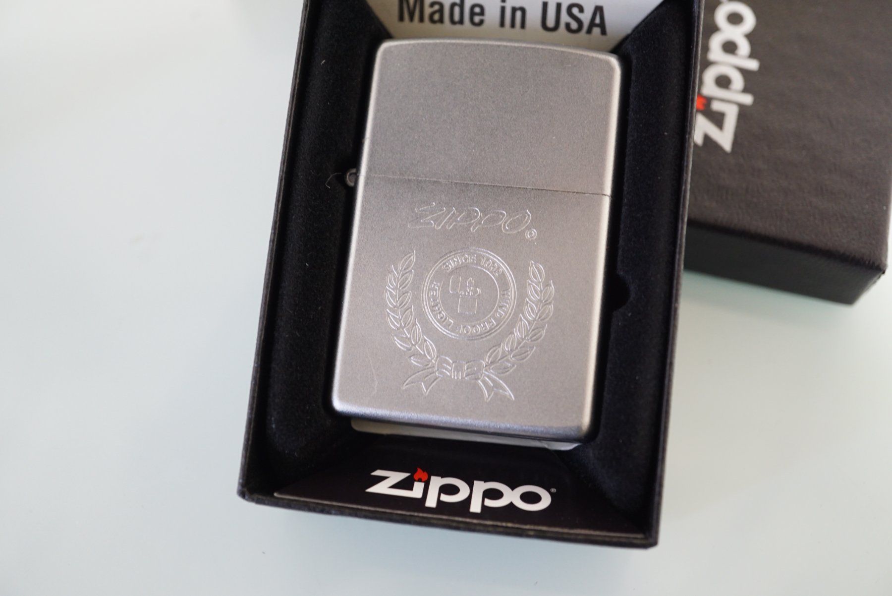 ZIPPO Feuerzeug Zippo Logo-Since 1932, satin finish (2002) (Neu (gemäss ...