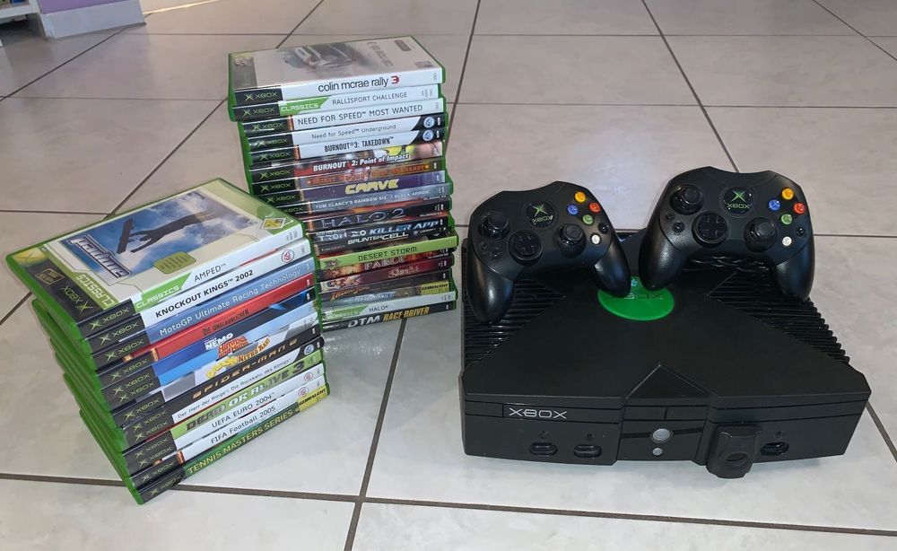 Xbox +32 Spiele + 2 Controler (Gebraucht) in Wallisellen für CHF 150 ...