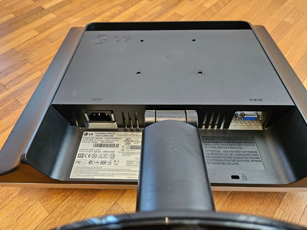 LG Flatron L1734S 17 Zoll Monitor Bildschirm, VGA (Gebraucht) in ...