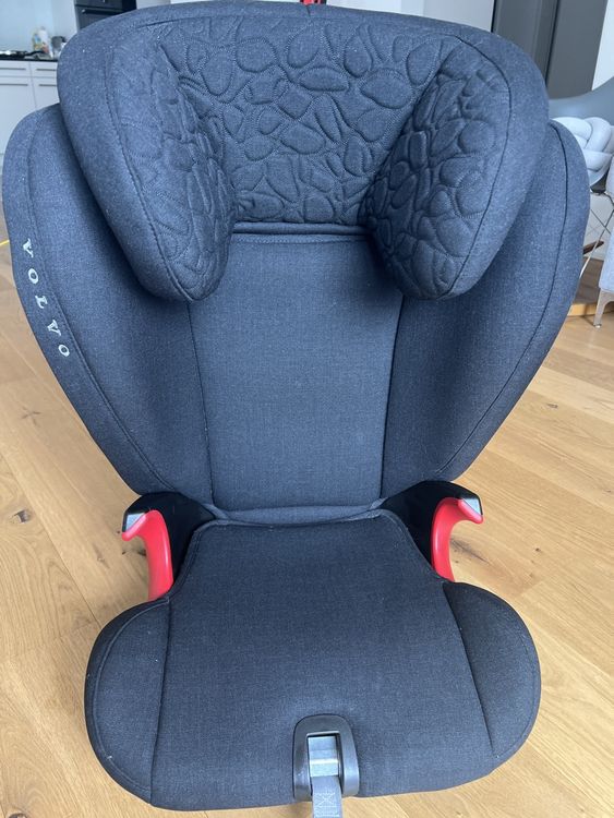 Volvo Kindersitz Auto 15-36kg | Kaufen auf Ricardo
